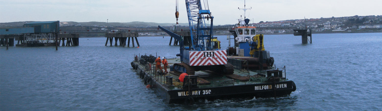 Wilcarry 350 - Barge & Pontoon Charter | Williams Shipping